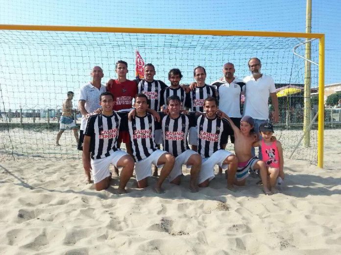 SC Espinho estreia-se com vitória no Futebol de Praia | EspinhoTV