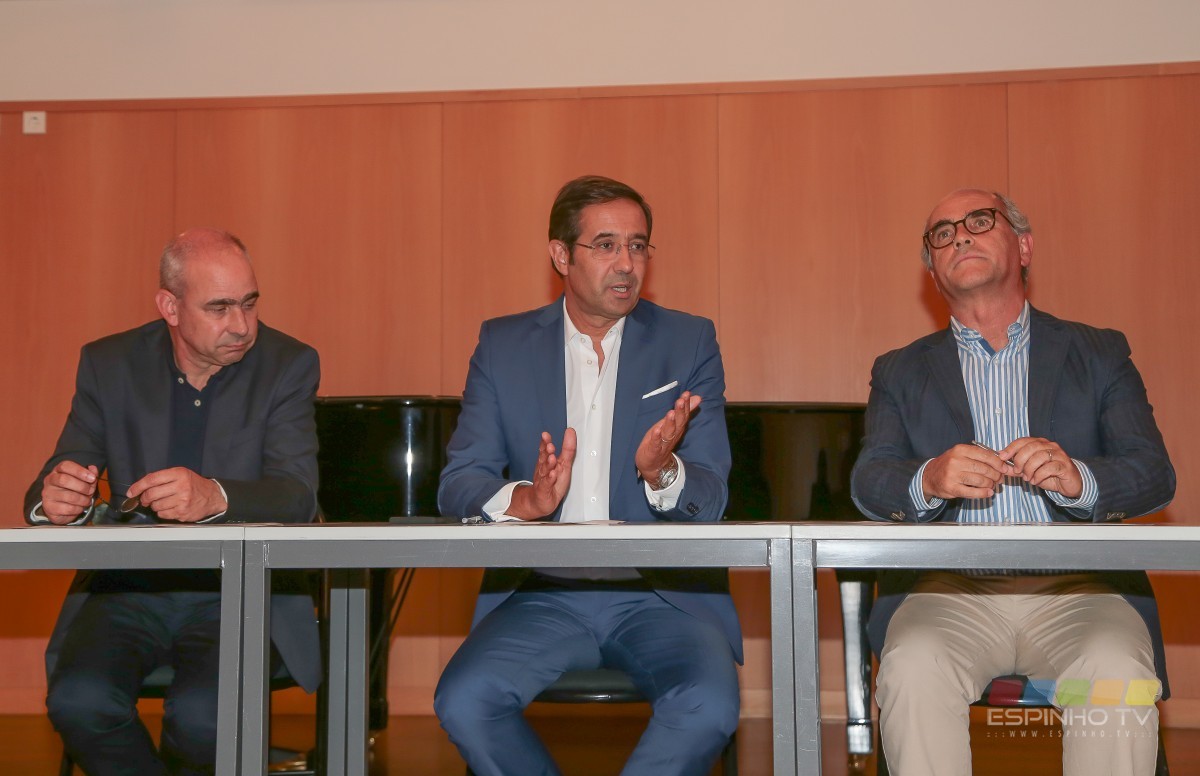 Conferência de imprensa das comemorações do Centenário do Prof. Mário ...